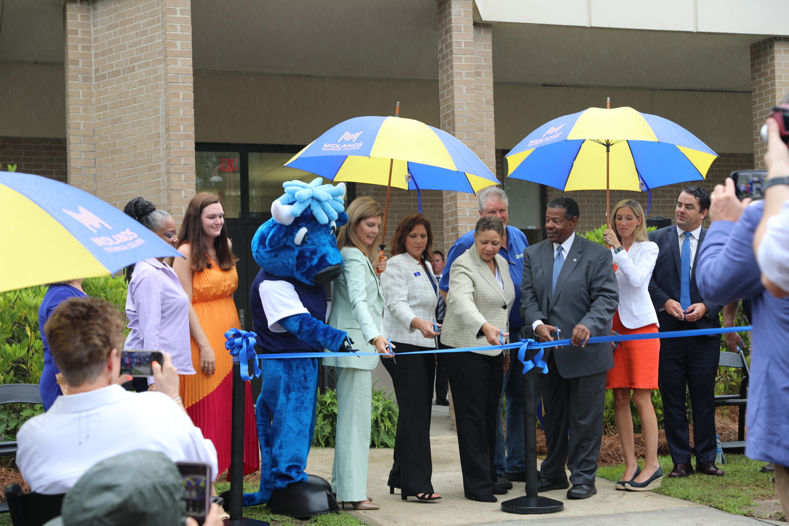 Midlands Middle College Ribbon Cutting - Midlands Middle College